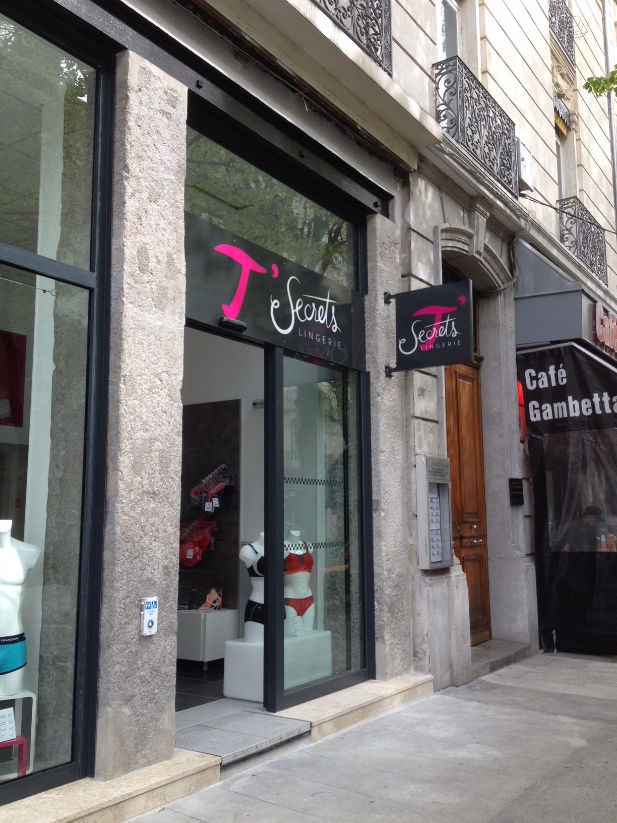 Enseigne - G-pub - agence de communication visuelle Grenoble